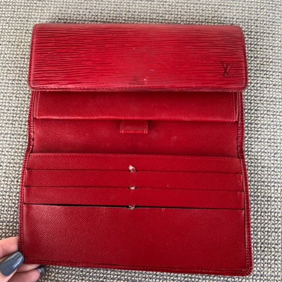 Louis Vuitton | Bags | Vintage Louis Vuitton Red Ribbed Wallet | Poshmark